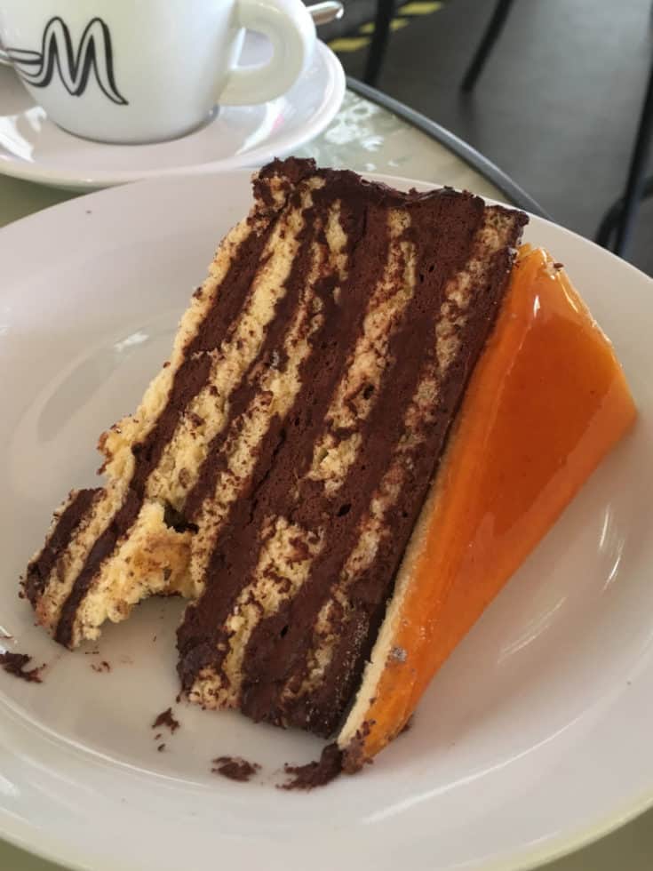 10 Must-Try Hungarian Desserts & Sweet Treats - International Desserts Blog