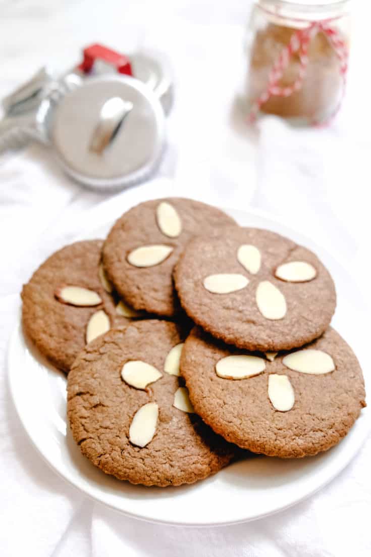 German Hazelnut Cookies - International Desserts Blog