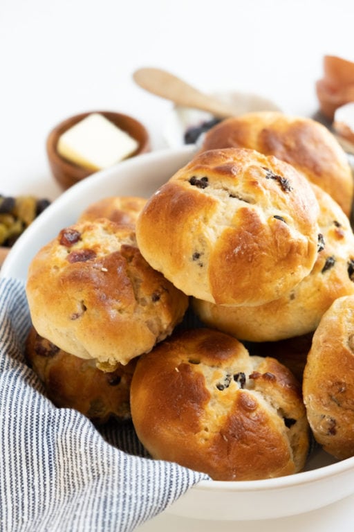 Easy Quarkbrötchen Mit Rosinen (German Buns with Raisins ...