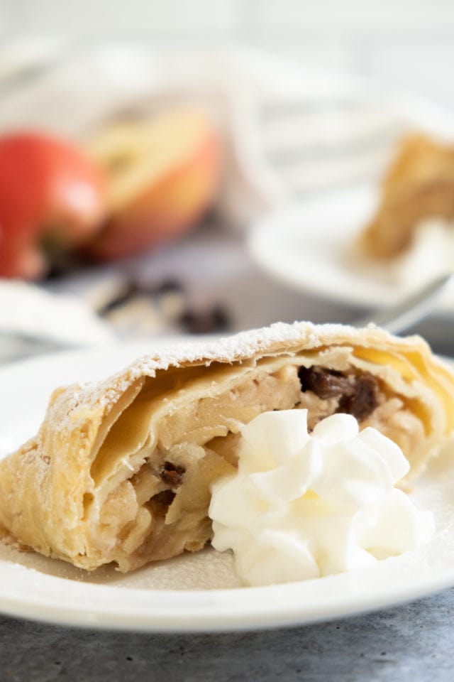 German Apple Strudel With Puff Pastry Recipe Apfelstrudel International Desserts Blog