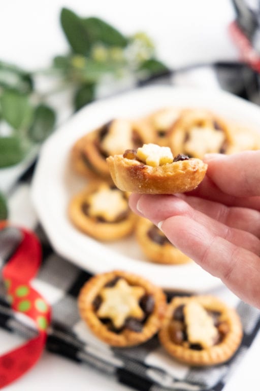 Best Ever Mini Mince Pies - International Desserts Blog