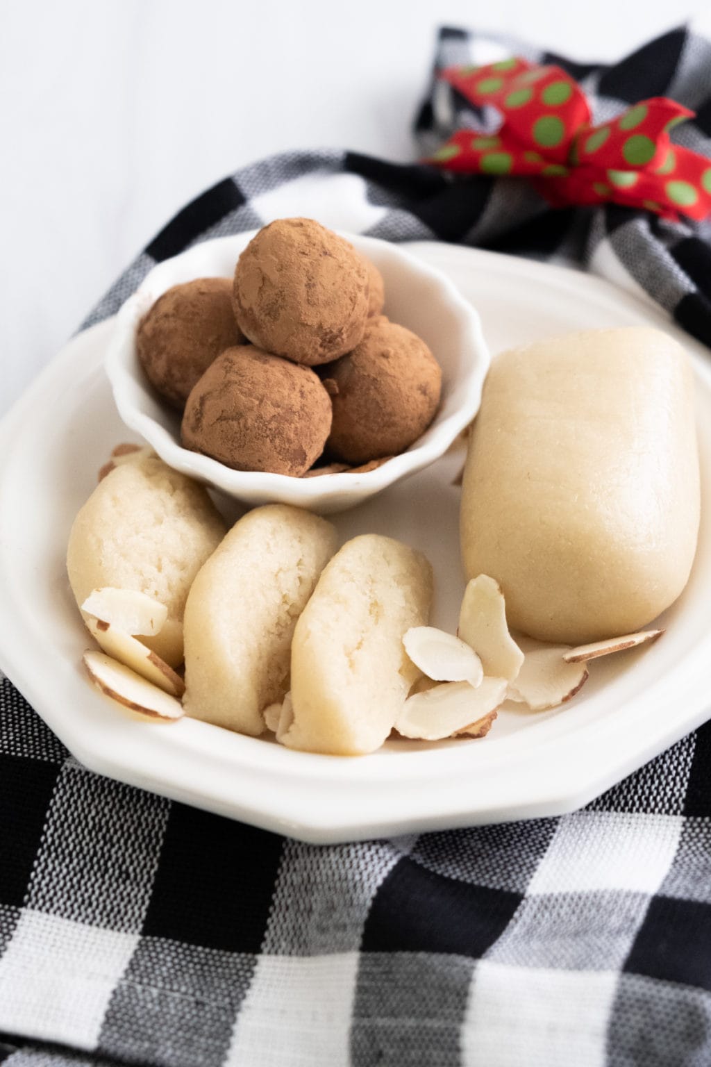 Easy Homemade Marzipan Recipe (Eggless & No-Cook) - International ...