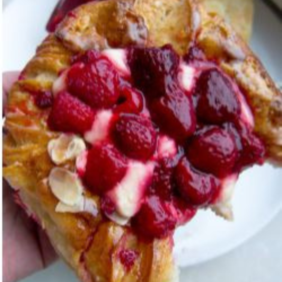 German Rote Grütze Recipe (Red Berry Dessert with Fresh Cream ...