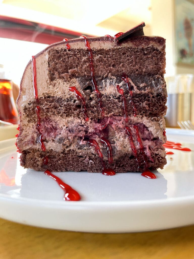 23 Delicious Turkish Desserts & Sweets You Need to Try - International ...