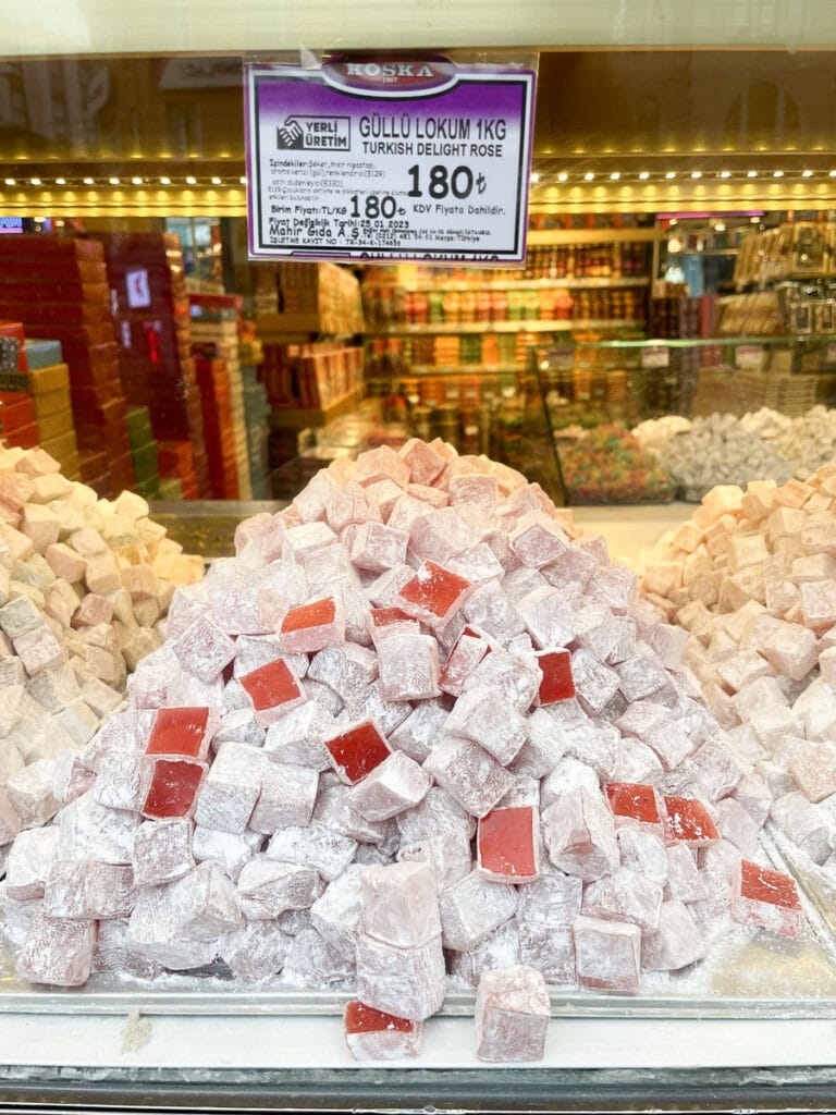 23 Delicious Turkish Desserts & Sweets You Need to Try - International ...