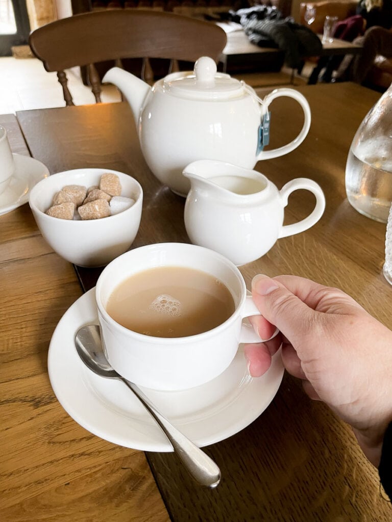 Cream Tea: What It Is And How To Serve It At Home - International ...