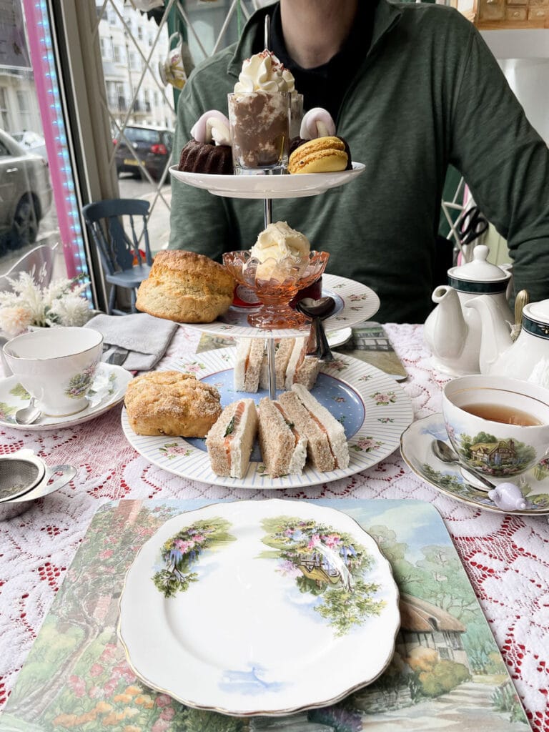 How to Prepare and Serve Traditional Afternoon Tea - International ...